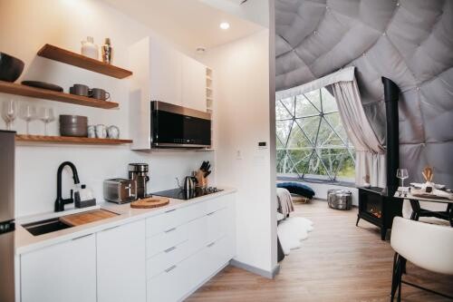 엘더뱅크 - FlowEdge Riverside Getaway 후기, 가격, 위치 - 예약