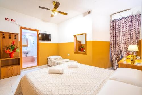 로마 - Booking Now Rome-Address Via Palestro,56 후기, 가격, 위치 - 예약