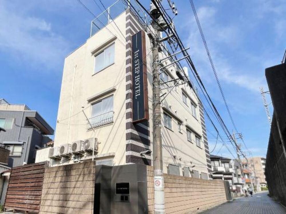 도쿄 - 1st Step Hotel 후기, 가격, 위치 - 예약