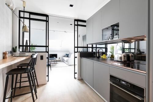 마드리드 - Edmond Vibes Puerta del Sol Suites 후기, 가격, 위치 - 예약