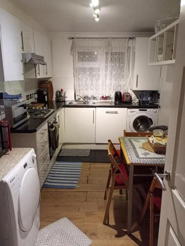 런던 - Double room in London 후기, 가격, 위치 - 예약